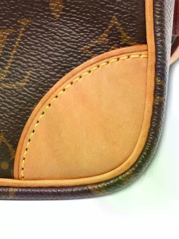 LOUIS VUITTON Monogram Trocadero Shoulder Bag