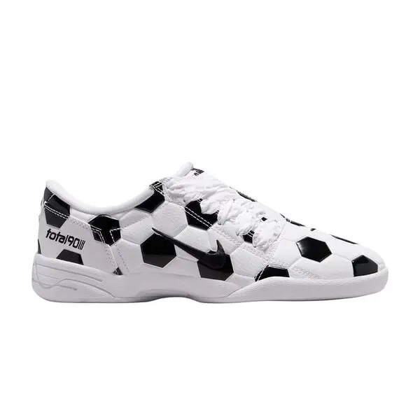 Nike Total 90 - White