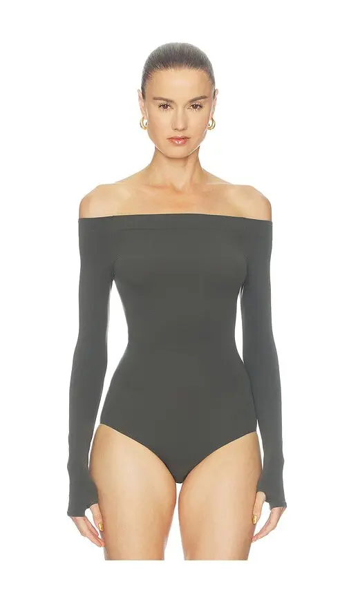 Commando Ballet Off-shoulder Bodysuit In Grey