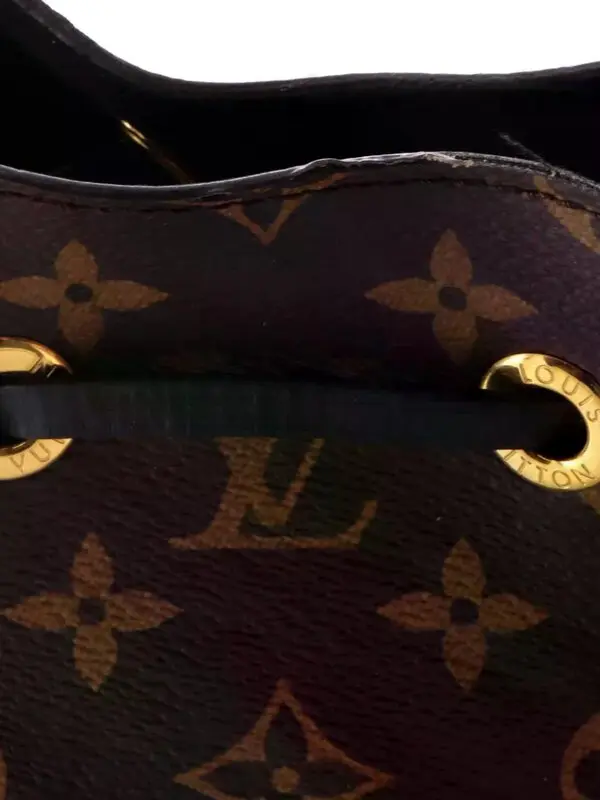 LOUIS VUITTON Monogram Canvas Leather Mm Bucket Bag - Brown