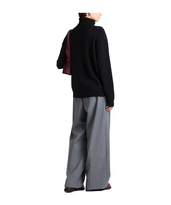 Burberry Solid Color Cashmere Jumpers
