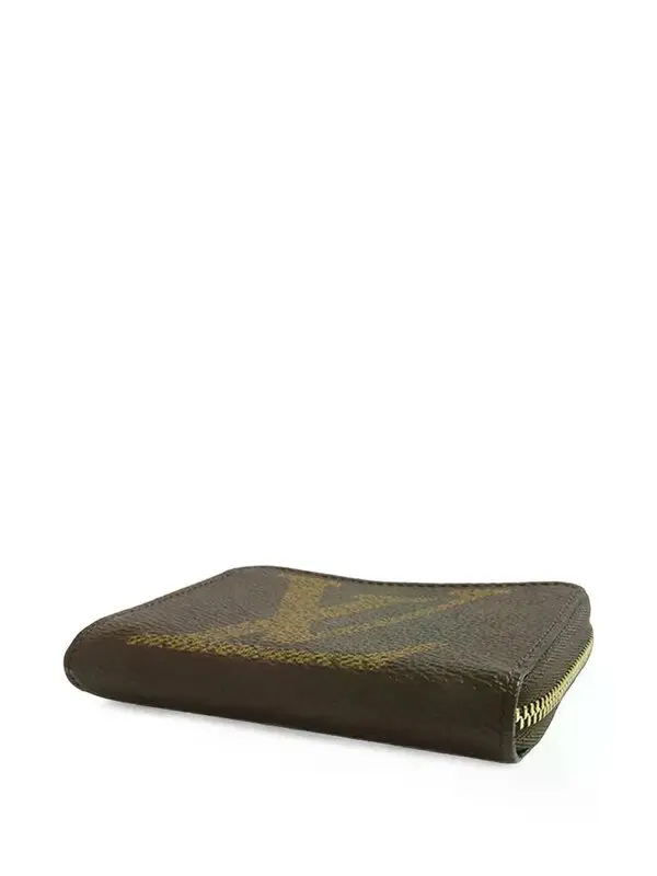 LOUIS VUITTON 2020 Monogram Giant Zippy Purse Coin Pouch - Brown