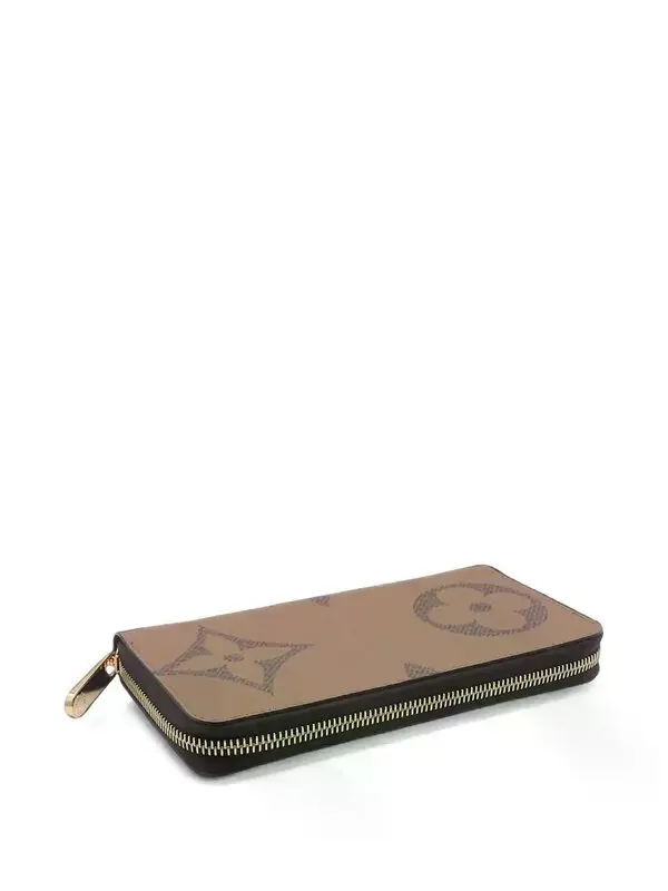 LOUIS VUITTON 2021-2026 Monogram Giant Reverse Zippy Wallet Long Wallets - Brown