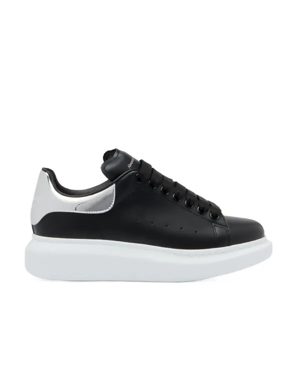 Alexander McQueen Oversized Lace-up Sneakers - Black/silver