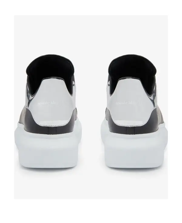 Alexander McQueen Oversized Lace-up Sneakers - Black/silver