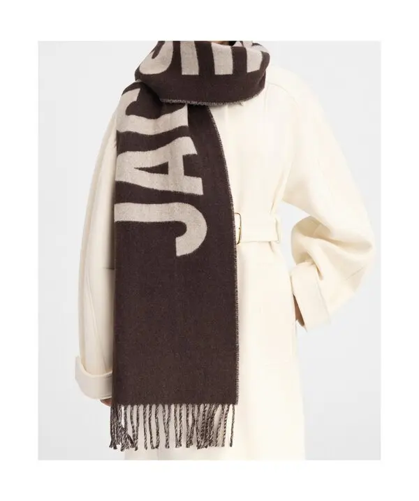 Jacquemus Logo Detailed Fringed Edge Scarf