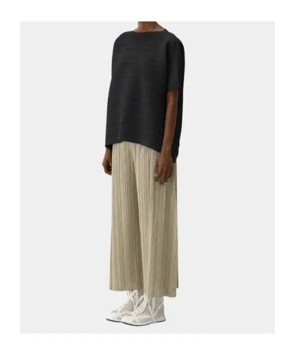 Issey Miyake Pleated Boat-neck T-shirt