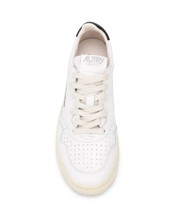 AUTRY Round-toe Sneakers