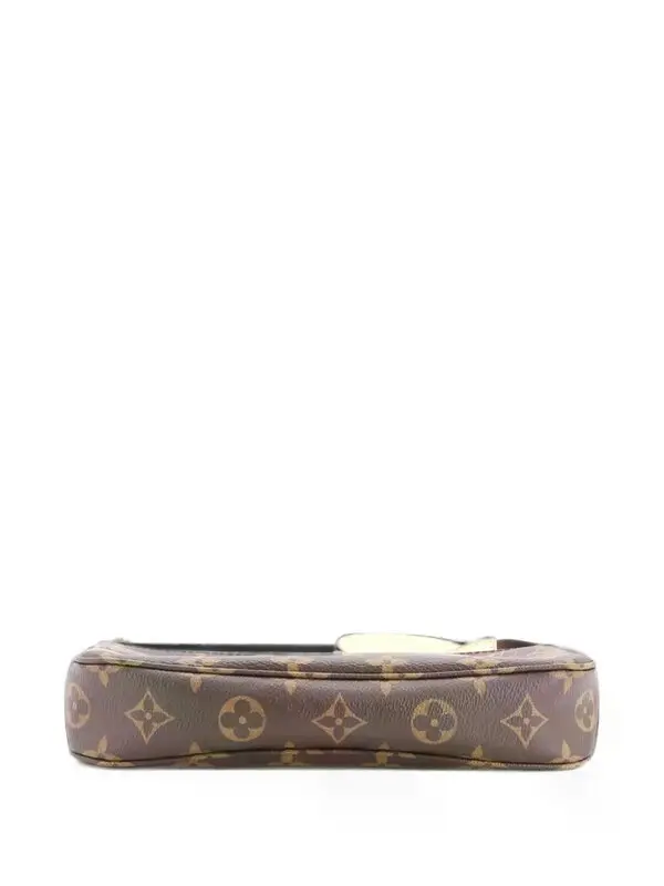 LOUIS VUITTON Pochette Accessoires Nm Monogram Canvas Clutch Bag