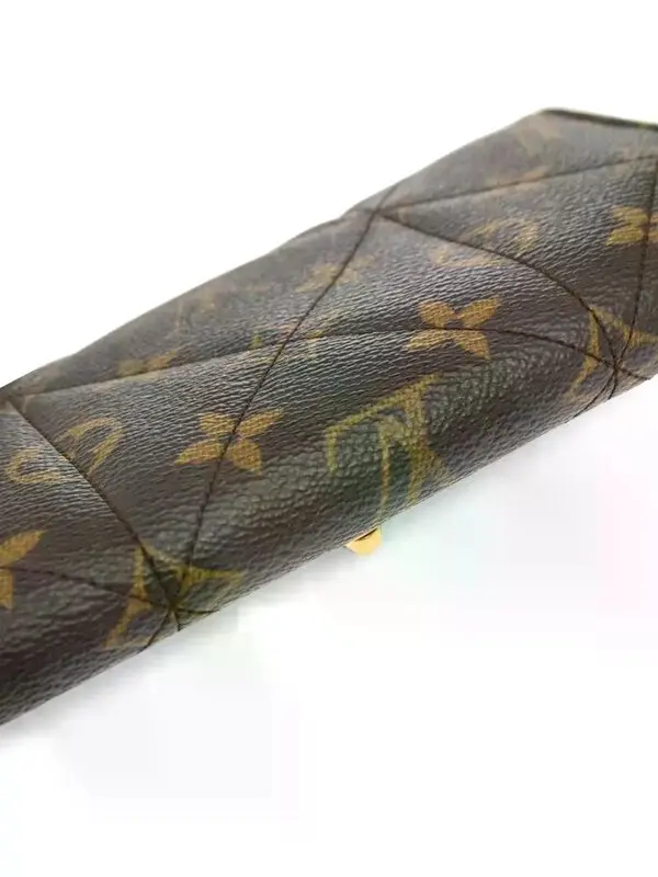 LOUIS VUITTON 2009 Monogram Etoile Sarah Wallet - Brown