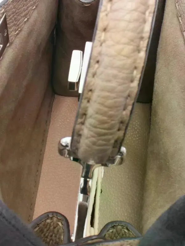 Fendi 2000-2010 Medium Leather Selleria Peekaboo Iconic Satchel
