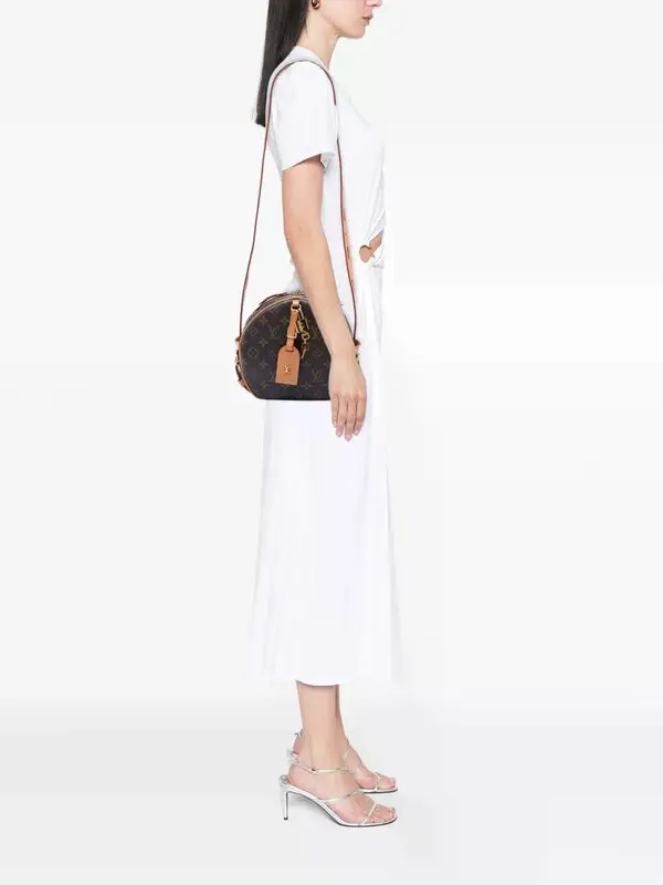 LOUIS VUITTON Monogram Boite Chapeaux Souple Mm Cross Body Bag