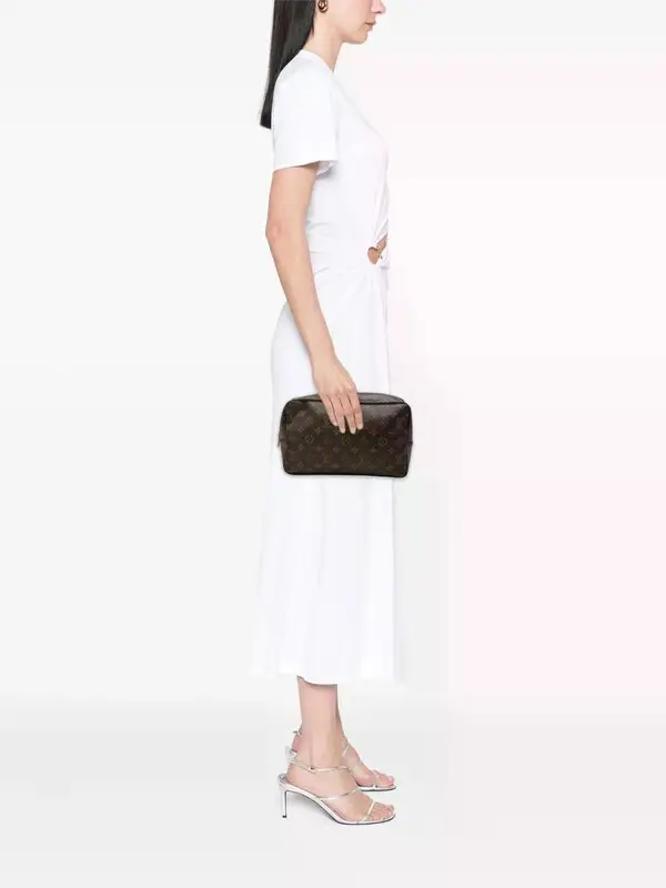 LOUIS VUITTON Monogram Trousse Toilette 28 Clutch Bag