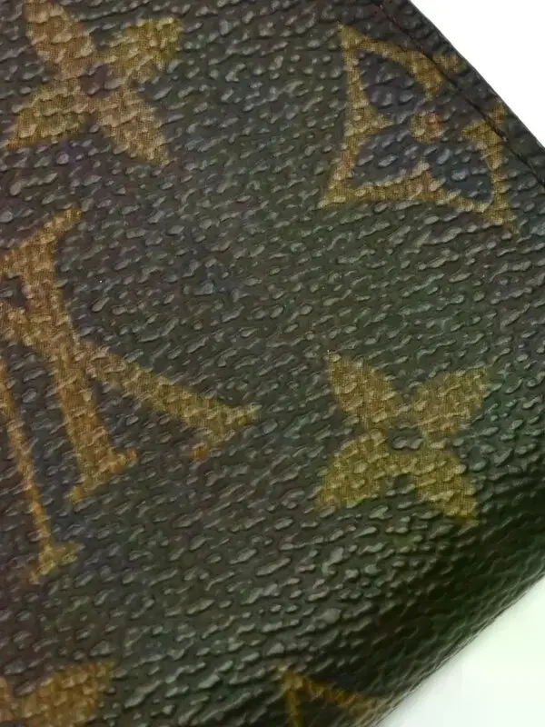 LOUIS VUITTON 2004 Monogram Porte Monnaie Gousset Coin Case