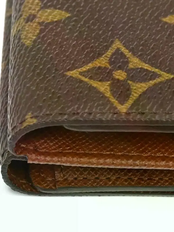 LOUIS VUITTON 2002 Monogram Wallet