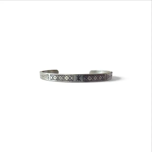 ORIAKU STUDIO Akal Engraved Bracelet Minimalist Adjustable Color Handcrafted In Morocco - Silver