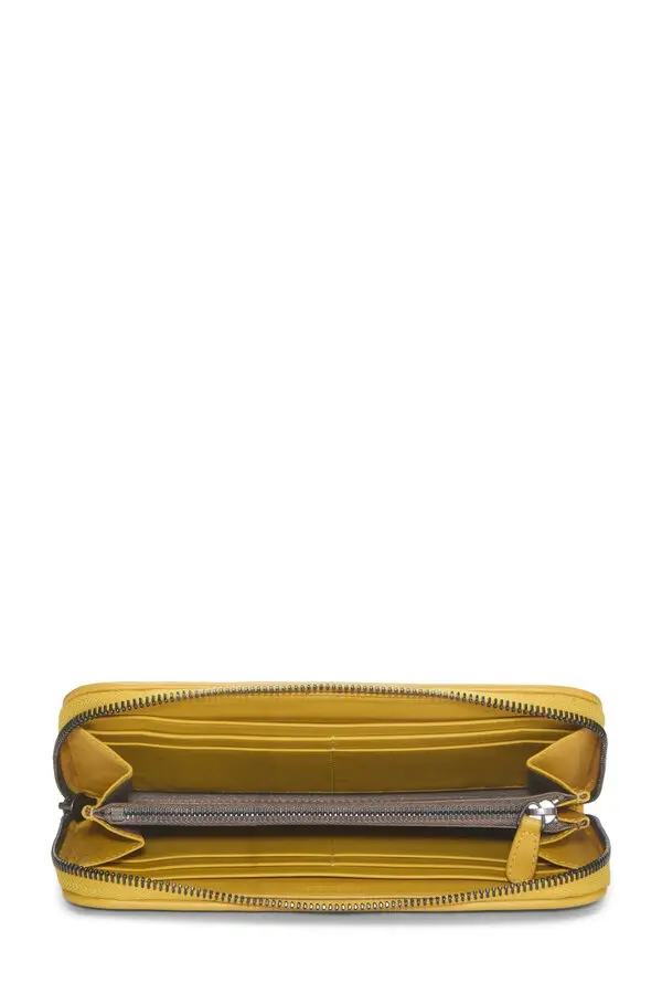 Bottega Veneta Intrecciato Continental Wallet