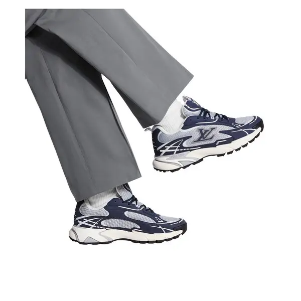 LOUIS VUITTON Tatic Runner Sneaker
