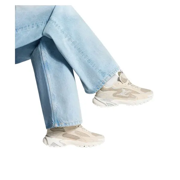 LOUIS VUITTON Tatic Runner Sneaker