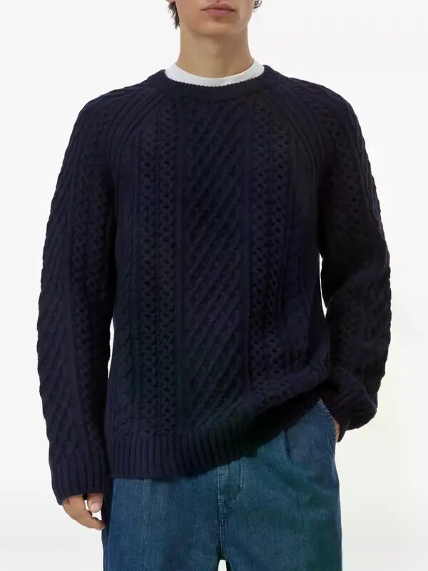 Closed Cable-knit Sweater