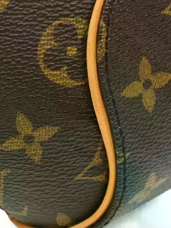 LOUIS VUITTON 2005 Mini Ellipse Monogram Clutch Bag
