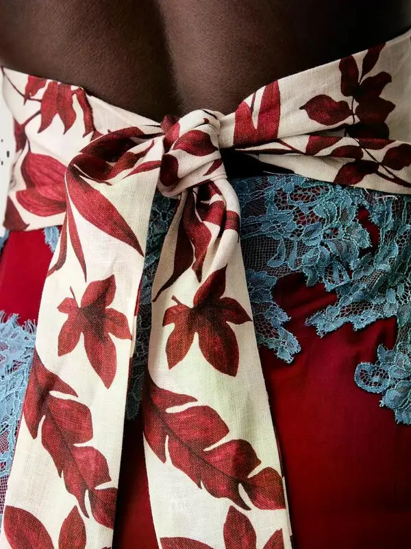 VICOLO Leaf-print Halterneck Crop Top