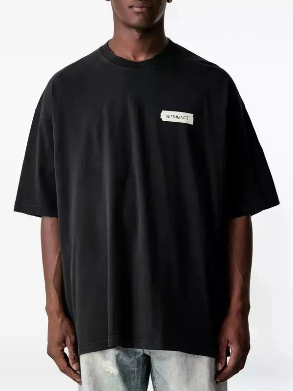 Vetements Logo-patch T-shirt