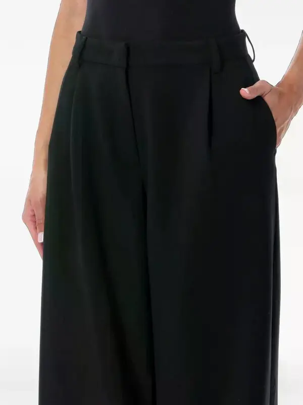SESSUN Provenco Pleated Wide-leg Trousers