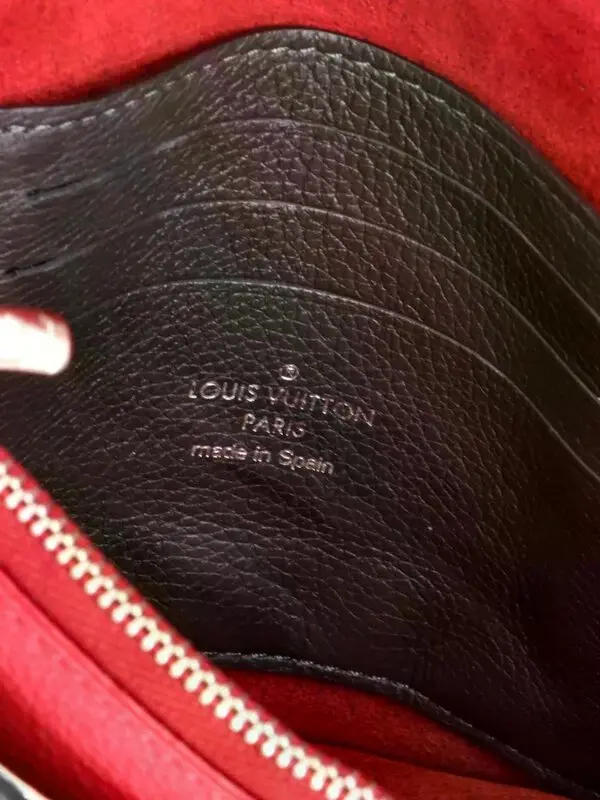 LOUIS VUITTON Mylockme Chain Pochette Leather Clutch Bag