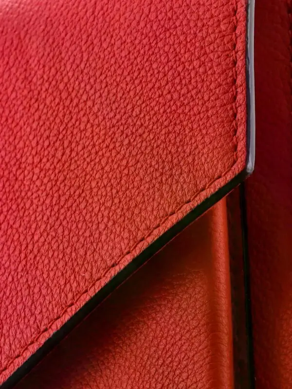 LOUIS VUITTON Mylockme Handbag Leather Bb Crossbody Bag