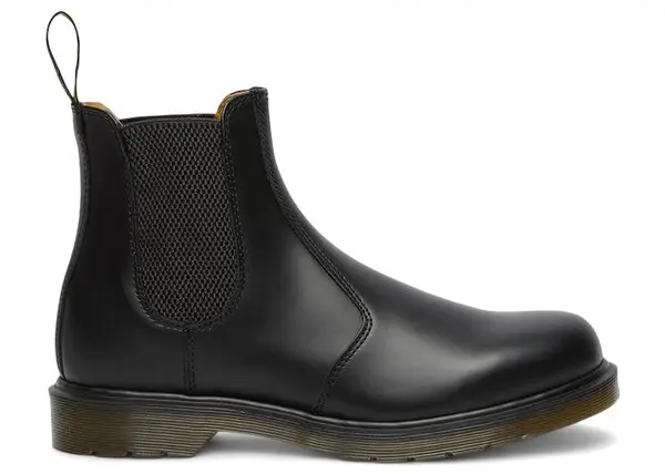 Dr. Martens 2976 Chelsea Boots Smooth Leather