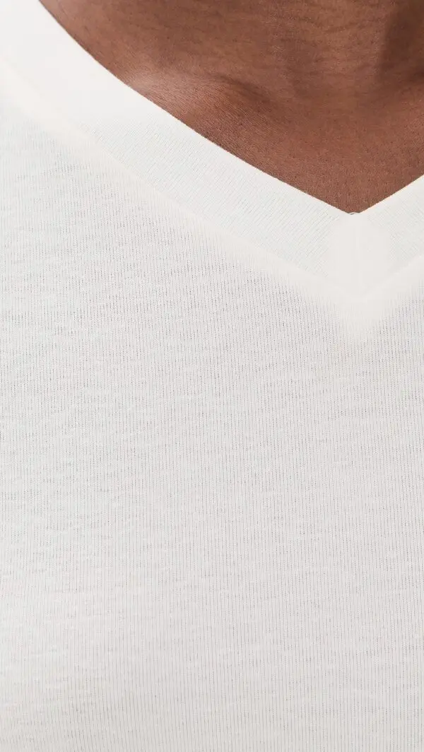 DL1961 Shrunken Tee V-neck