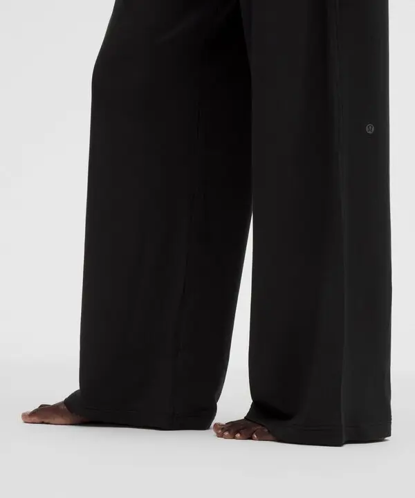 Lululemon Becalm Mid-rise Straight-leg Pant