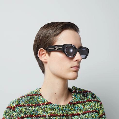 Gucci Oval Frame Sunglasses
