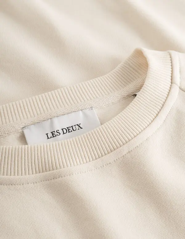 LES DEUX Long-sleeved Sweater