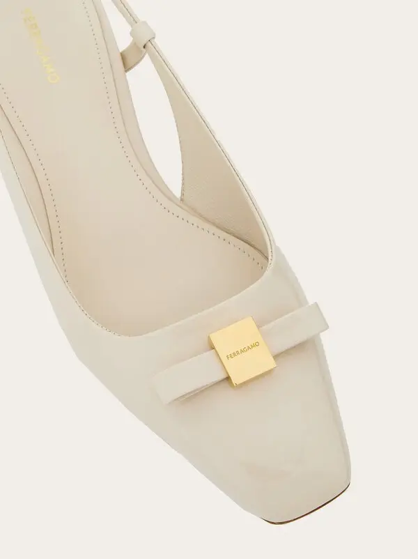 FERRAGAMO Bow Slingback Heel - Nude