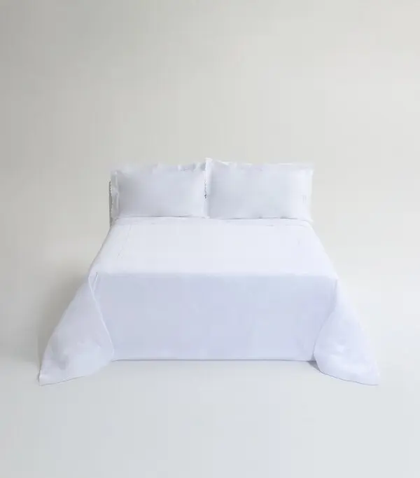 Loretta Caponi Dots Super King Duvet Cover