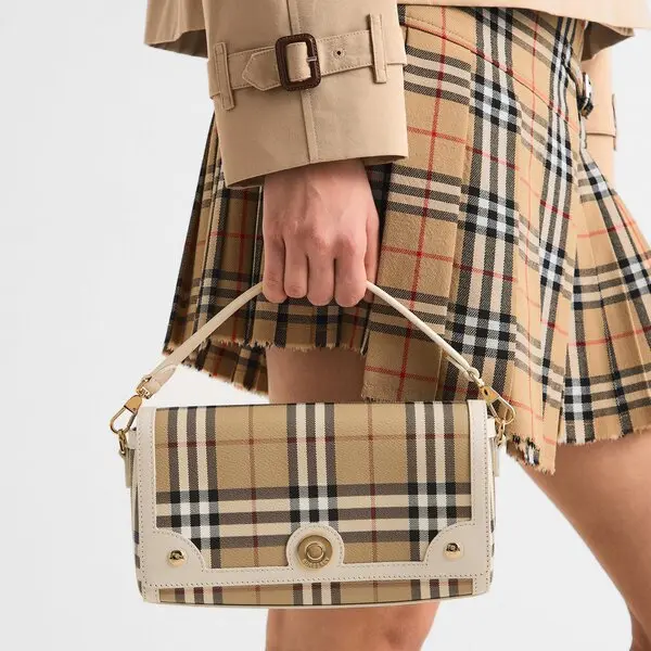 Burberry Top Handle Note Bag - Vntge Chck/soap