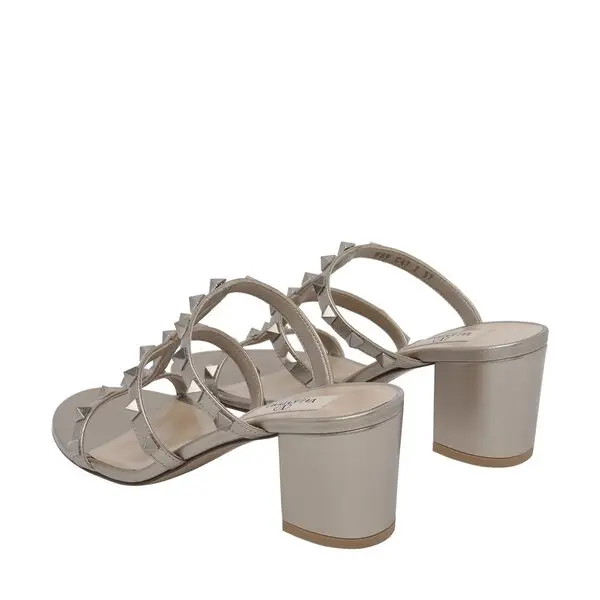 Valentino Garavani Rockstud Pump Sandals - Silver