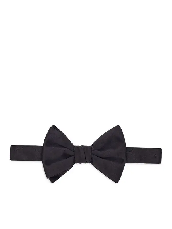 Giorgio Armani Pure Silk Self-tie Bow Tie