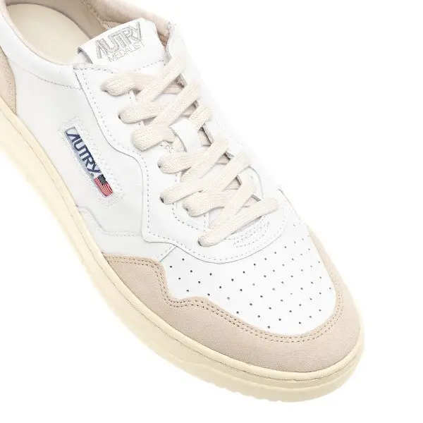 AUTRY Leather Medalist Low Sneakers - White
