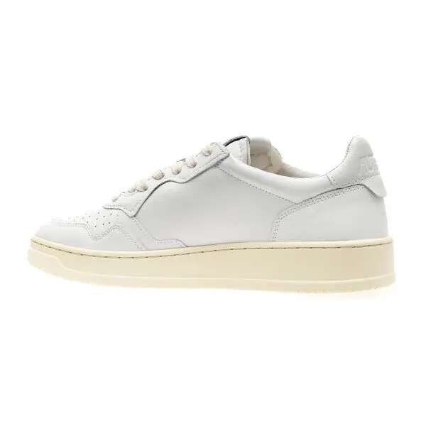 AUTRY Medalist Low Leather Sneakers