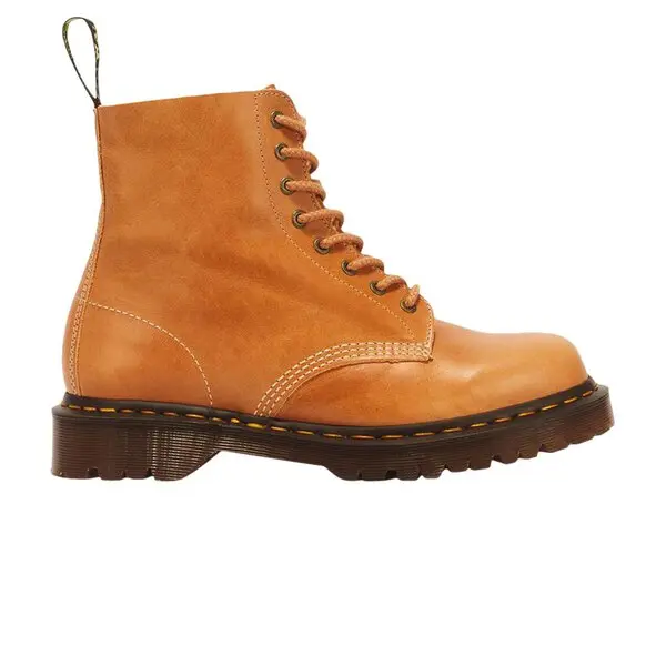 Dr. Martens 1460 Pascal Boots