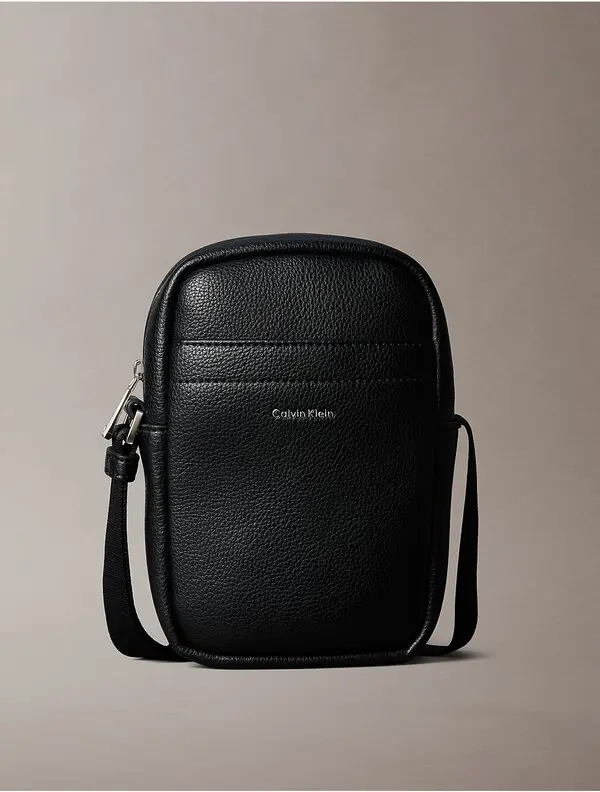 Calvin Klein Hardware Logo Slim Reporter Bag
