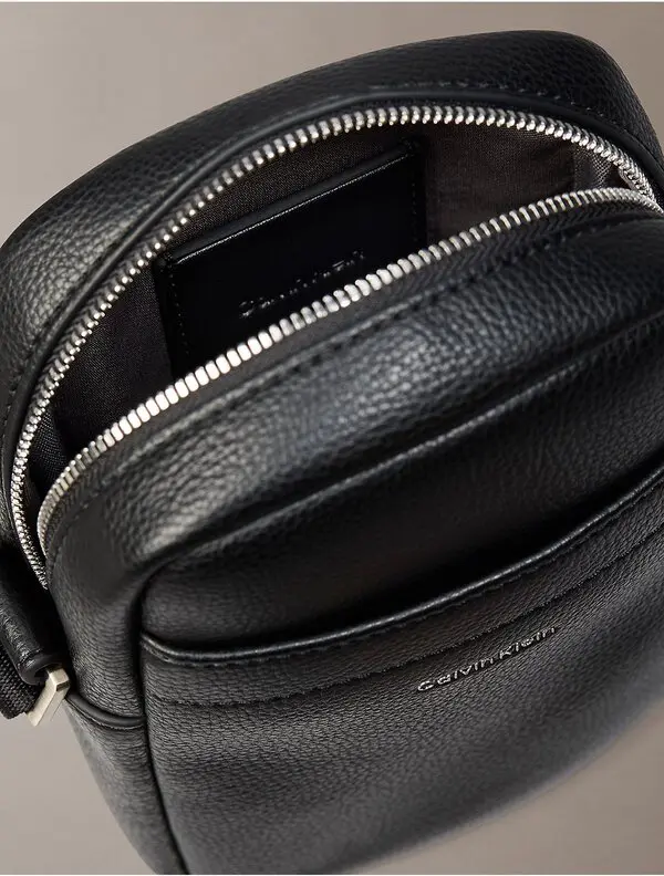Calvin Klein Hardware Logo Slim Reporter Bag