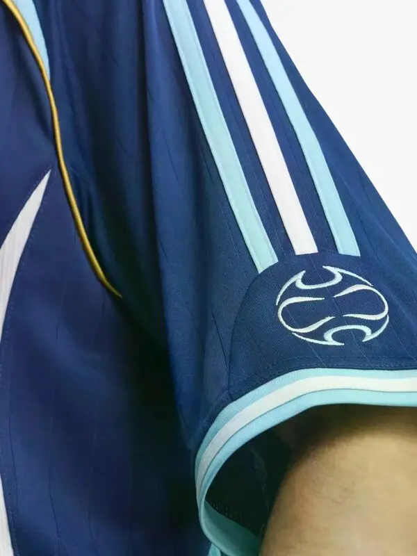 Adidas Argentina Away Jersey T-shirt 2006