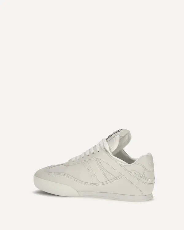 Chloé Kick Sneakers