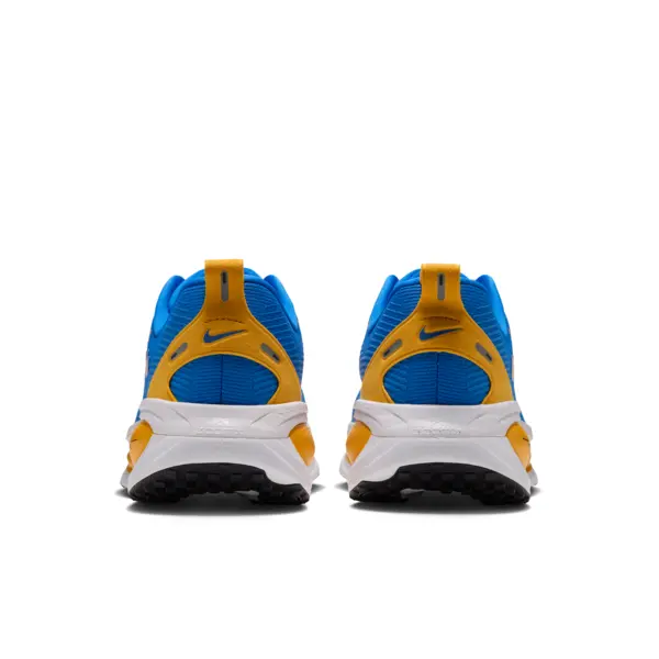 Nike College Vomero 18 Road Running Shoes