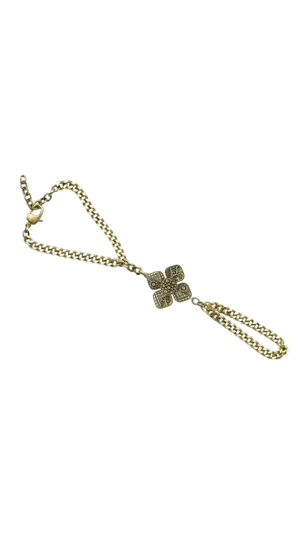 BAYEMEYC Rincon Hand Chain Bracelet