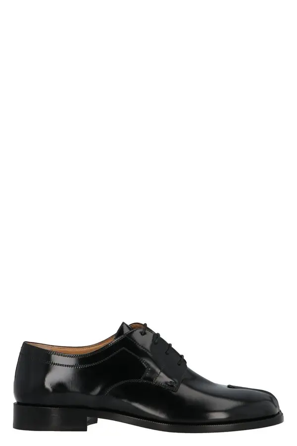 MAISON MARGIELA Tabi Lace-up Shoes